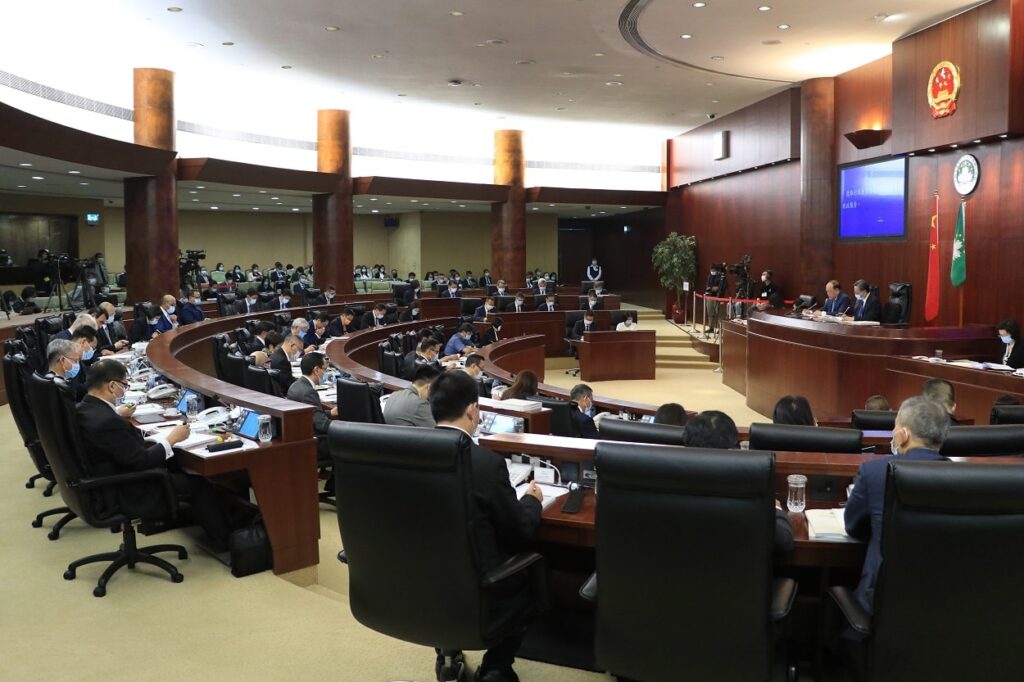 Ustav RH - temeljni pravni dokument - Odvjetnik Tomislav Strniščak